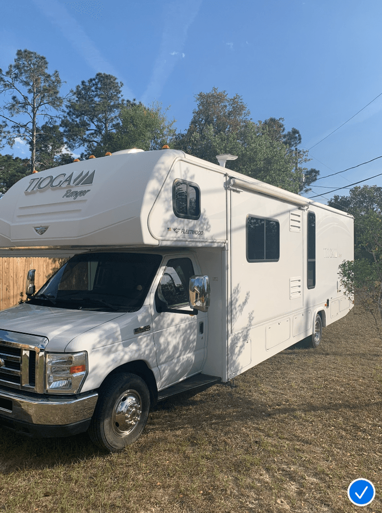 2012 Fleetwood Tioga Ranger 31M - National Vehicle