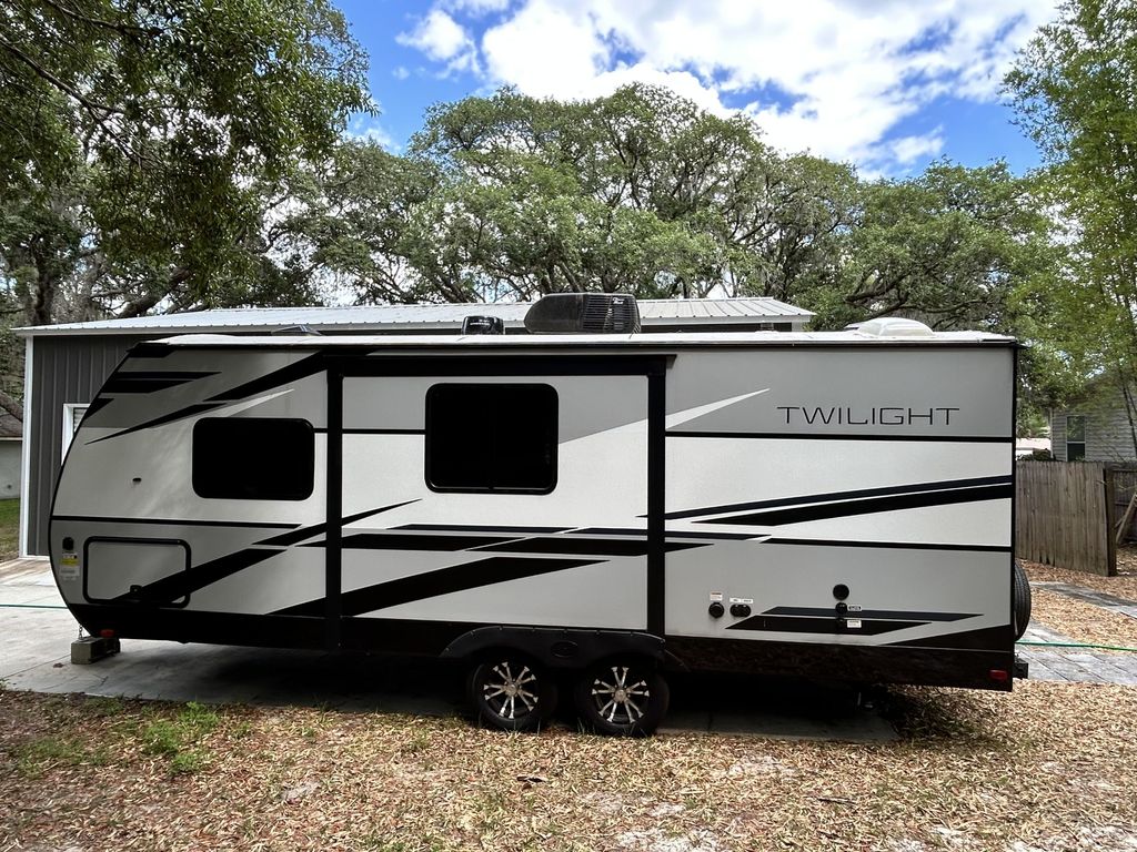 2021 Cruiser RV Twilight Signature 2100 - National Vehicle