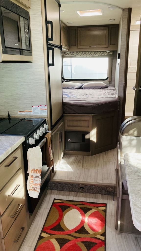 2021 Thor Motor Coach Quantum SE22 - National Vehicle