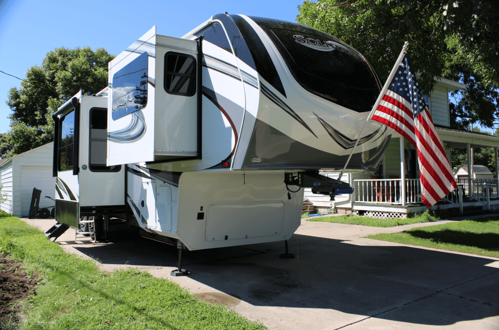 2022 Grand Design Solitude 346FLS-R - National Vehicle