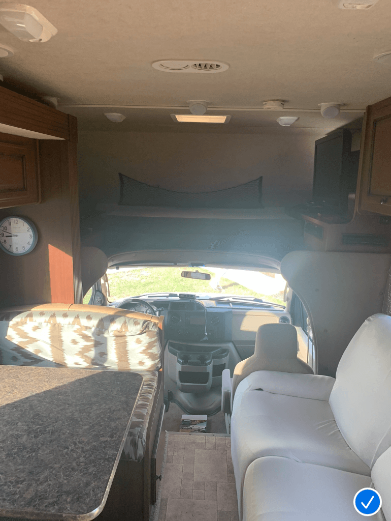 2012 Fleetwood Tioga Ranger 31M - National Vehicle