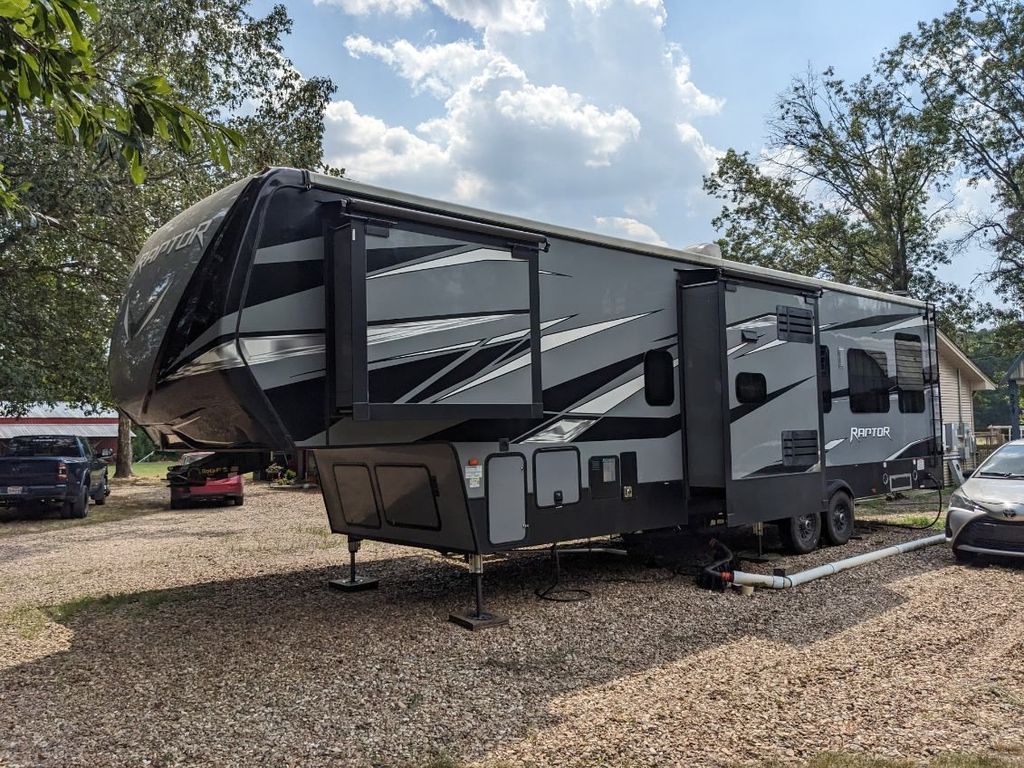 2020 Keystone Raptor 356 - National Vehicle