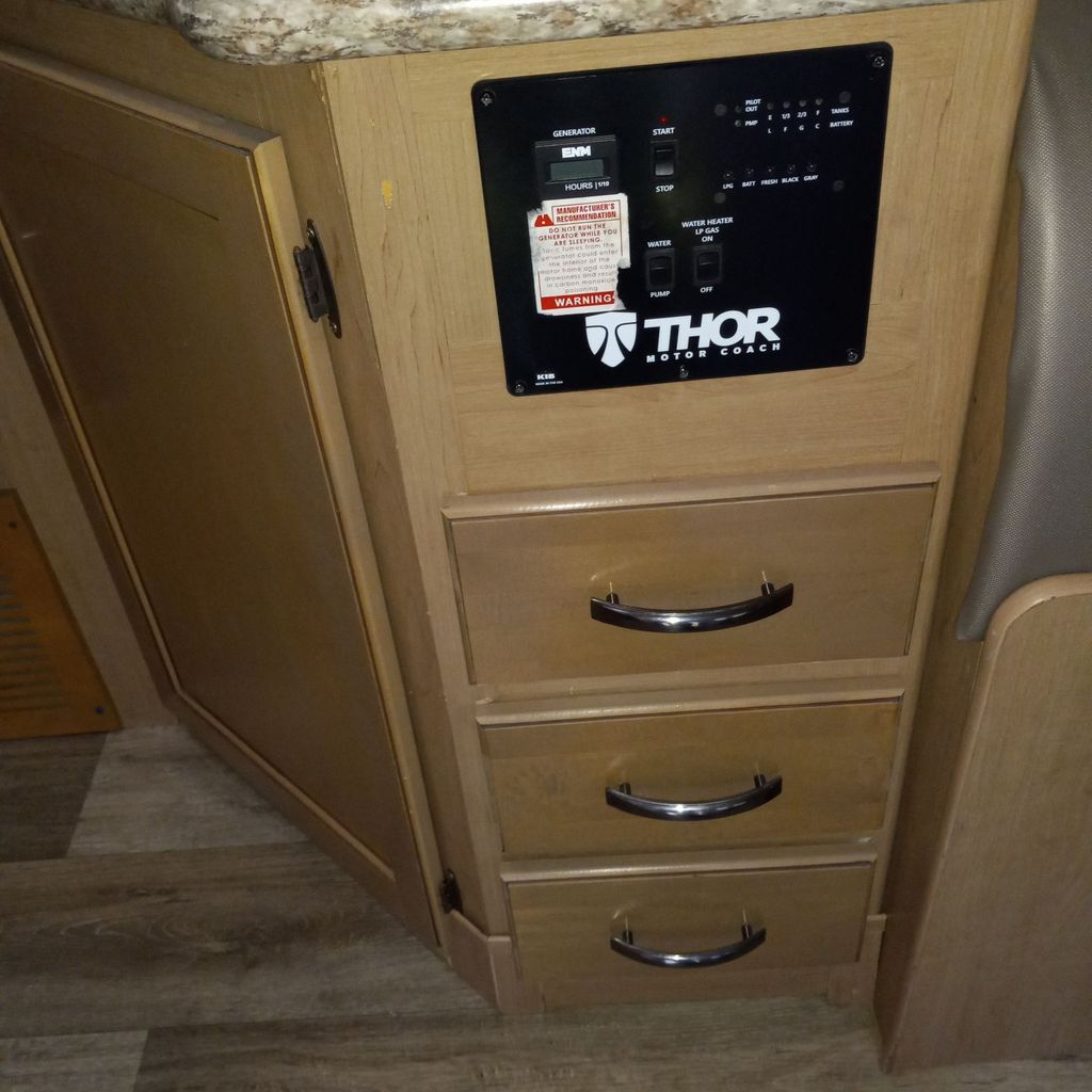 2019 Thor Motor Coach Four Winds 28A - National Vehicle