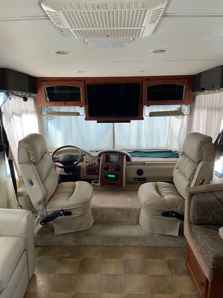 2008 Four Winds Windsport 34Y - National Vehicle