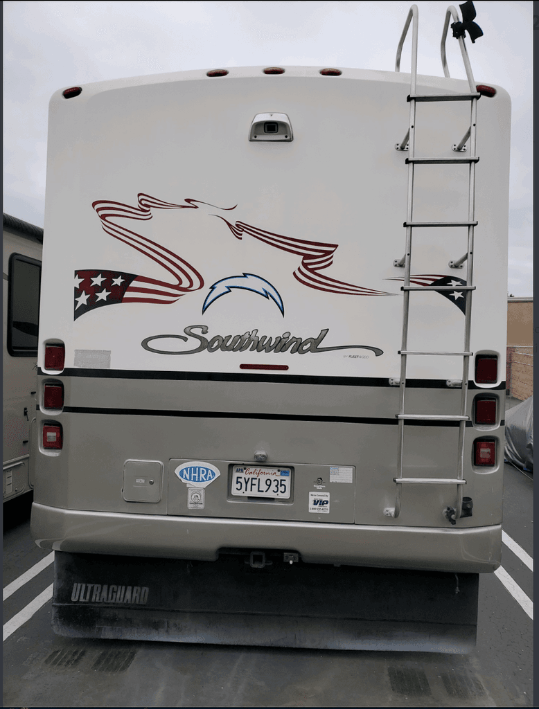 1999 Fleetwood Southwind 32V - National Vehicle