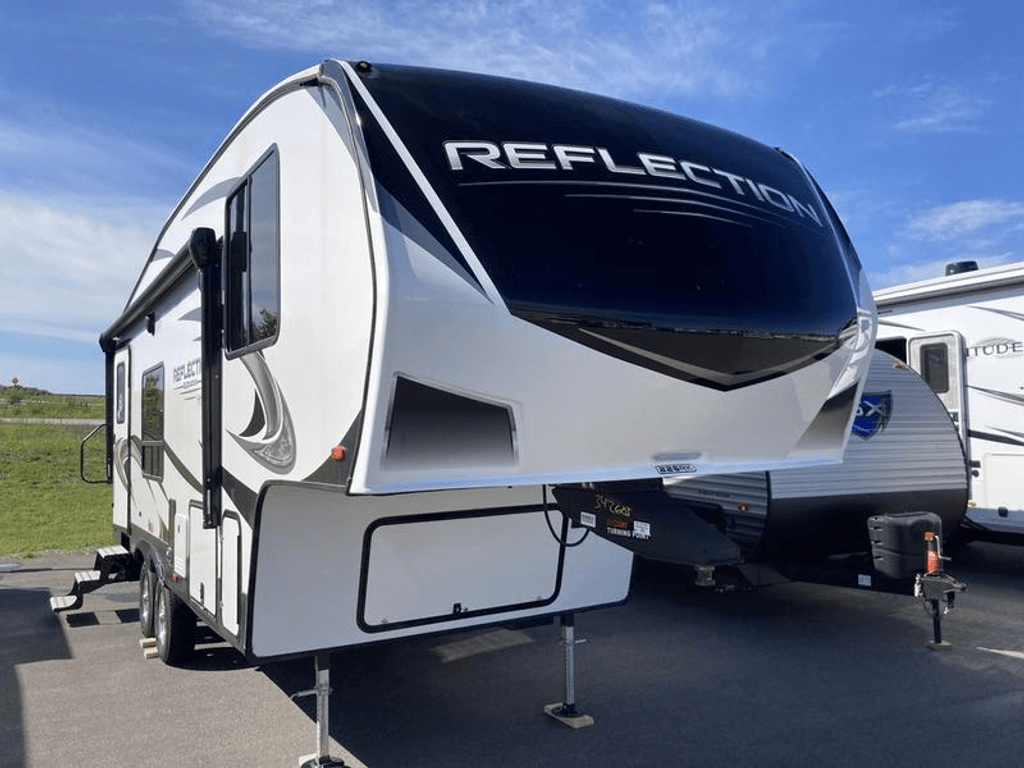 2022 Grand Design Reflection 150 226RK - National Vehicle