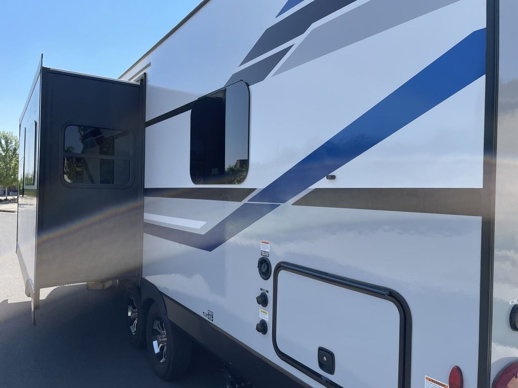 2021 Venture RV SportTrek 251VFK - National Vehicle