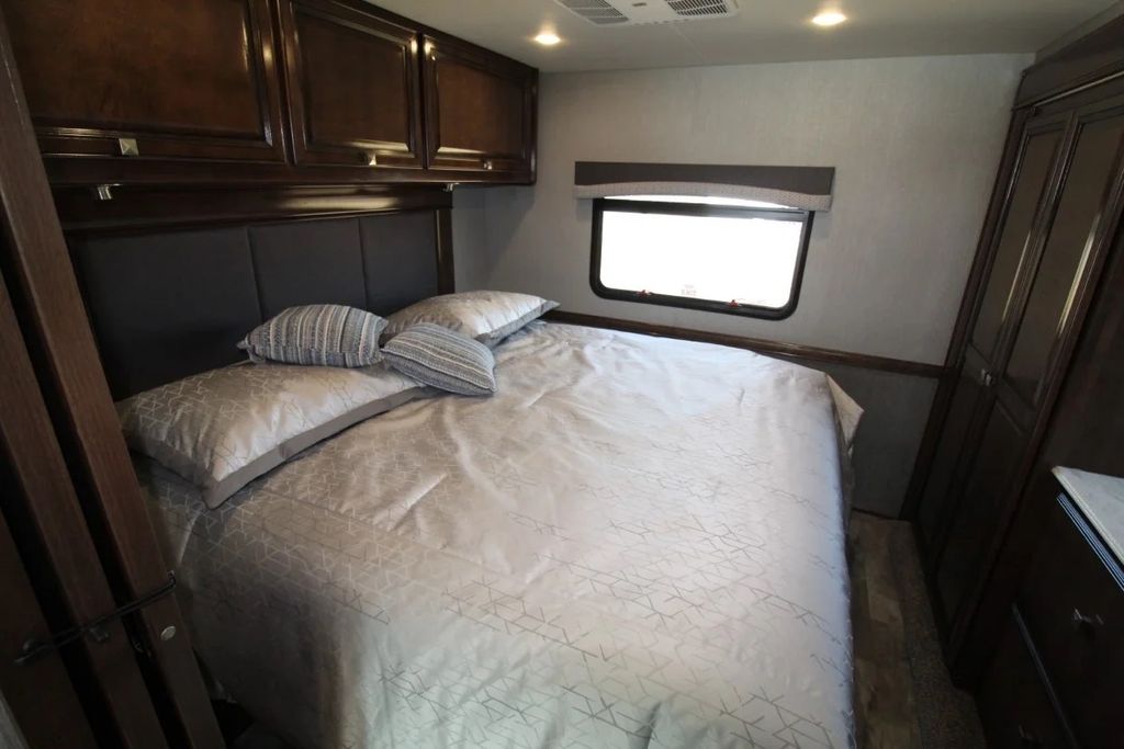 2021 Fleetwood Flair 29M - National Vehicle