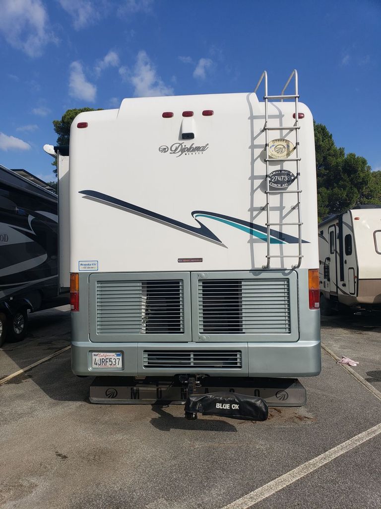 2000 Monaco Diplomat 38D - National Vehicle