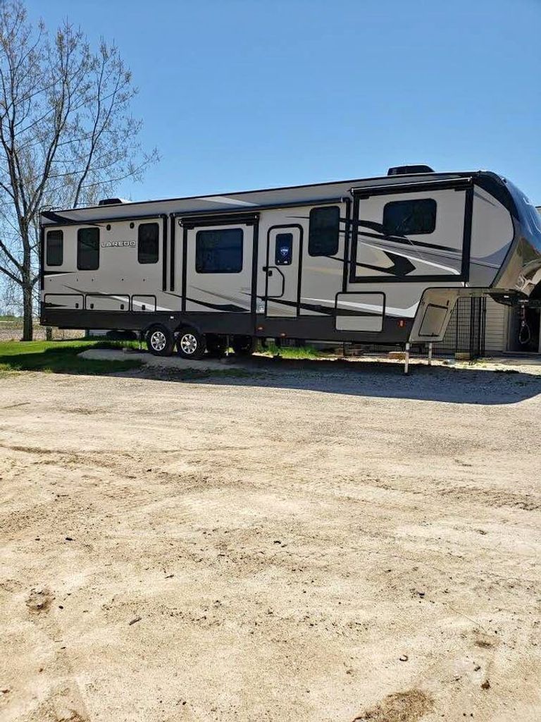 2020 Keystone Laredo 353FL - National Vehicle