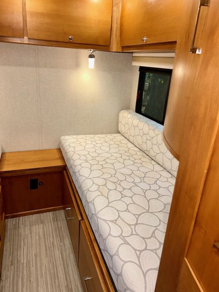2018 Tiffin Motorhomes Wayfarer 24TW - National Vehicle