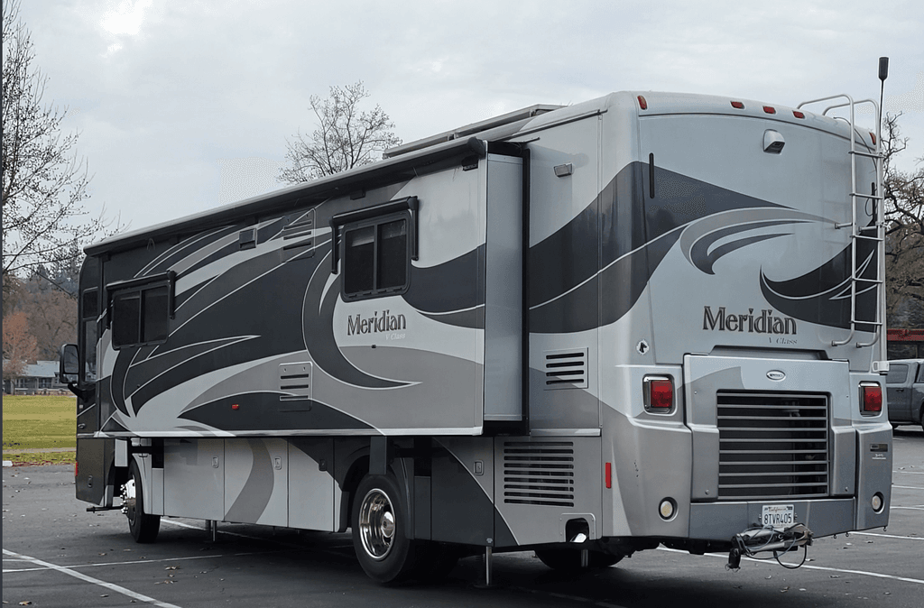 2010 Itasca Meridian 34Y - National Vehicle