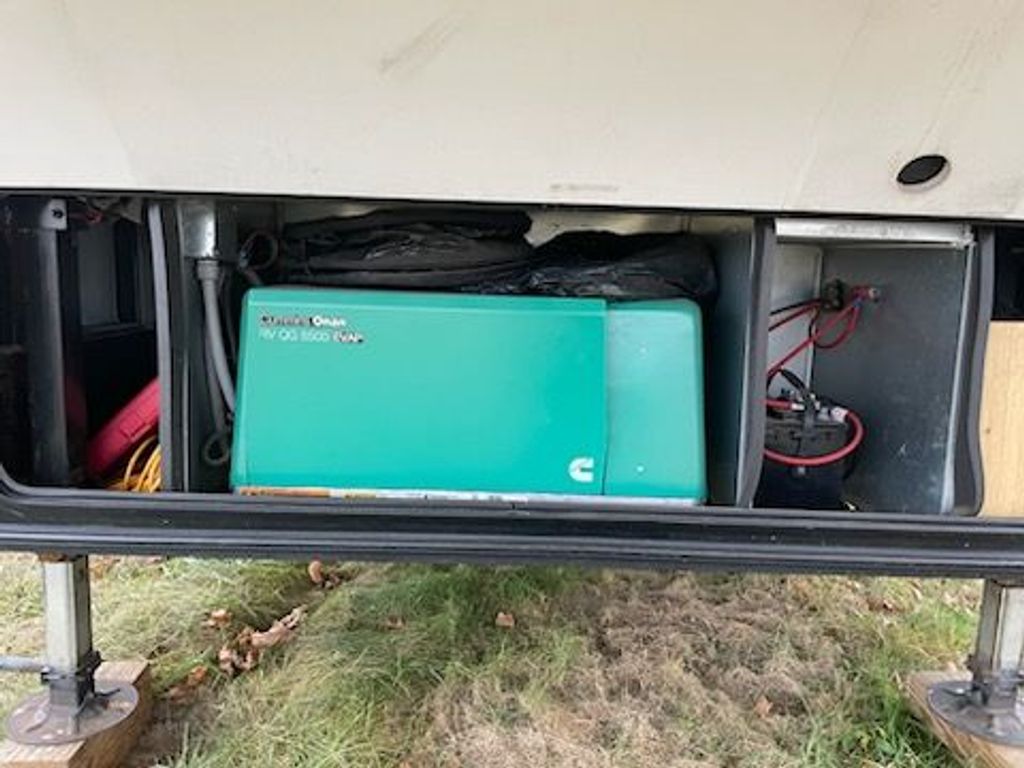 2017 Jayco Seismic Wave 355W - National Vehicle