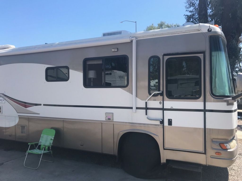 2002 Gulf Stream Friendship 8407 - National Vehicle