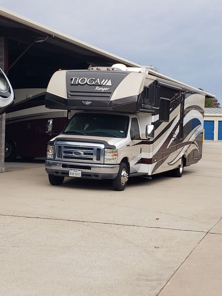 2013 Fleetwood Tioga Ranger 31M - National Vehicle