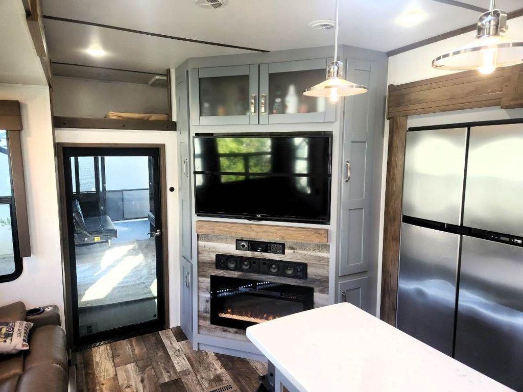 2020 Keystone Fuzion 419 - National Vehicle