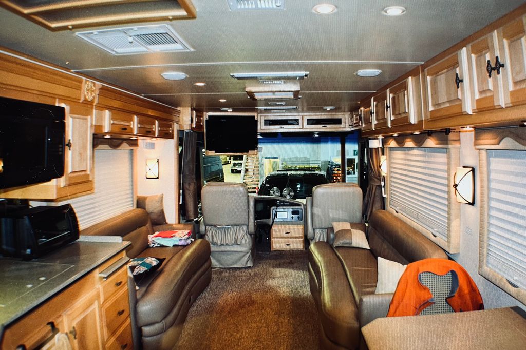 2001 Monaco Dynasty Regent - National Vehicle