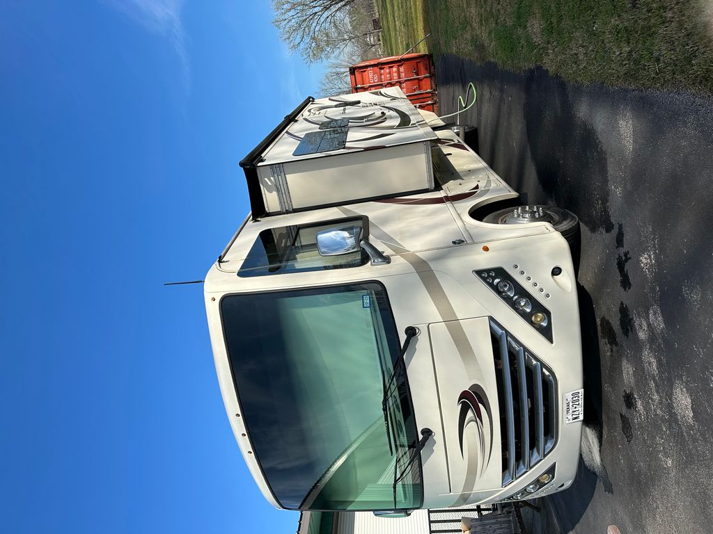 2018 Thor Motor Coach Hurricane 29M - National Vehicle