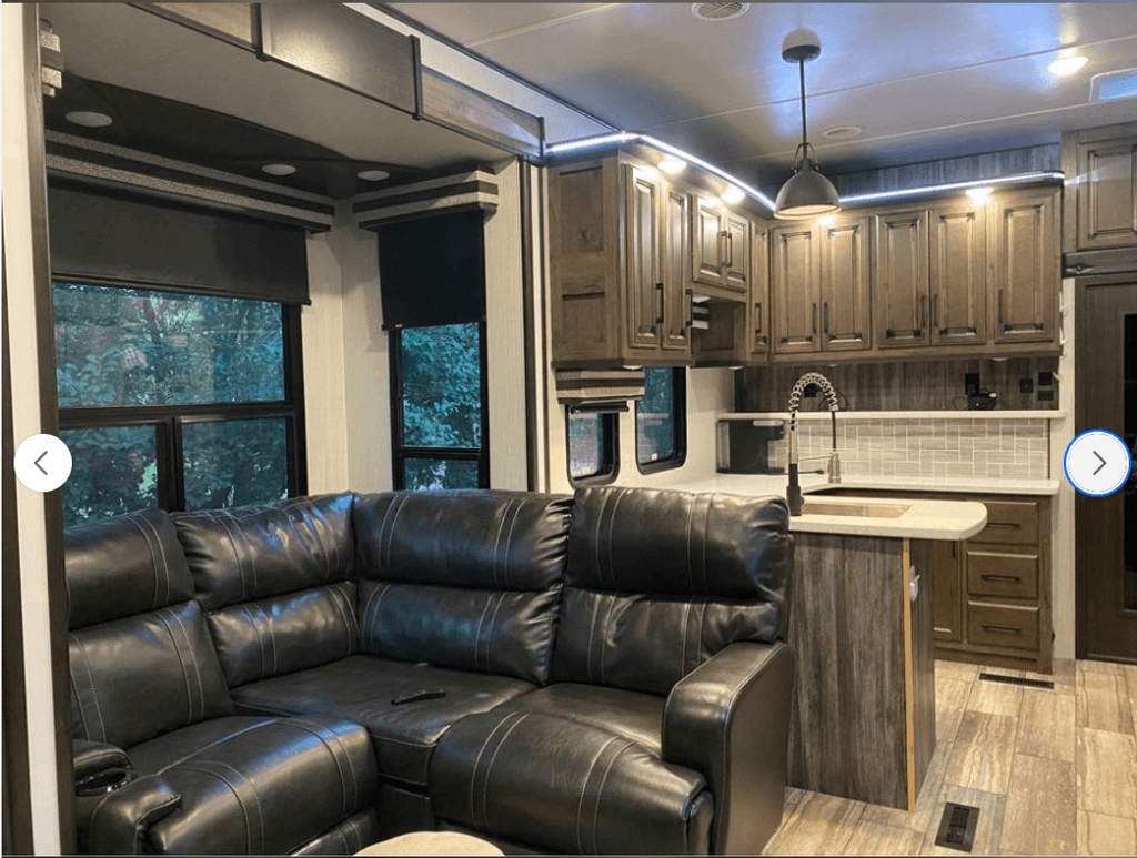 2021 Heartland Cyclone 4005 - National Vehicle