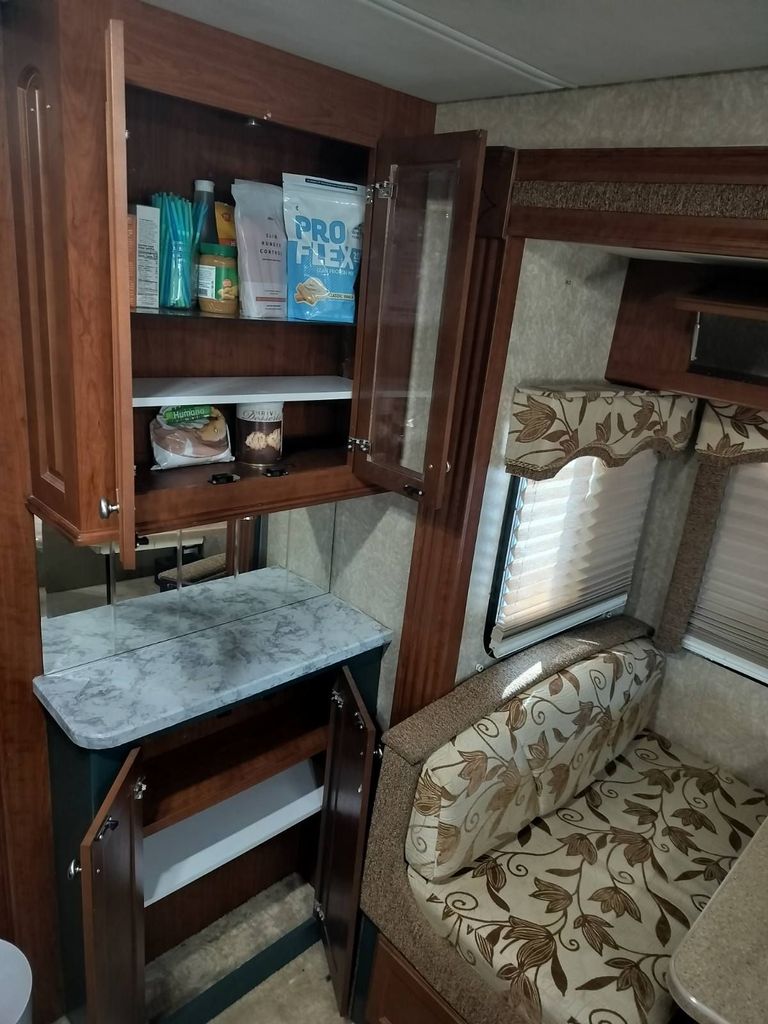 2008 Four Winds Windsport 36E - National Vehicle