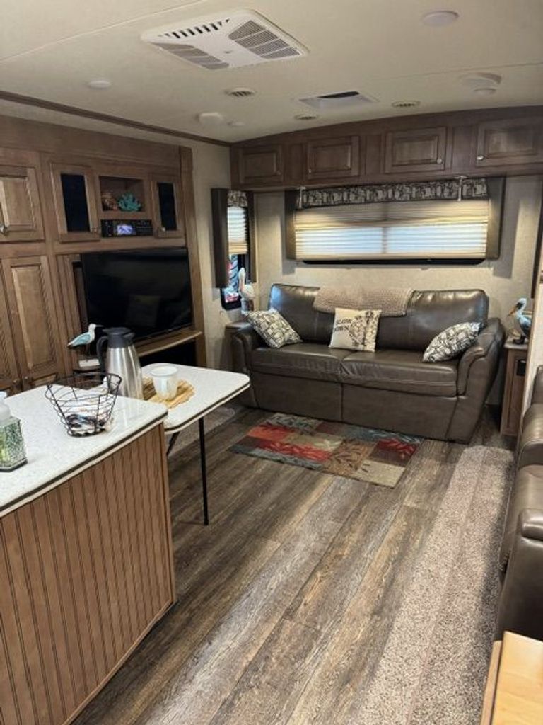 2018 Forest River Rockwood Signature Ultra Lite 8328bs National Vehicle