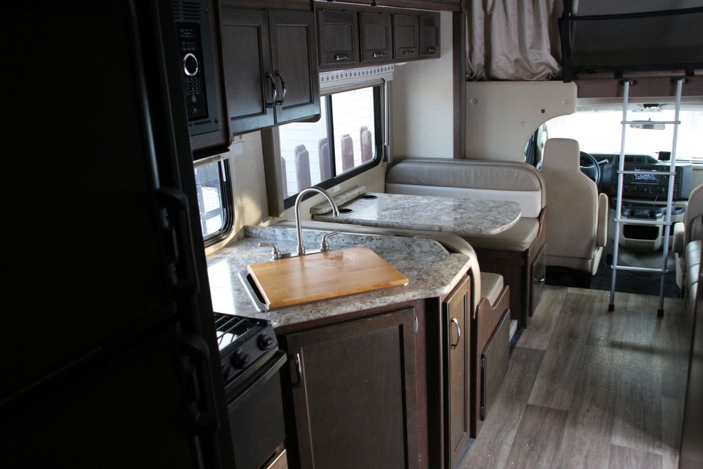 2020 Thor Motor Coach Four Winds 28Z - National Vehicle