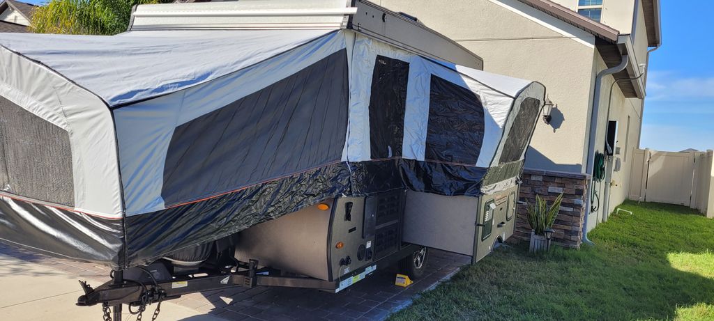 2022 Forest River Rockwood Freedom 2318G - National Vehicle