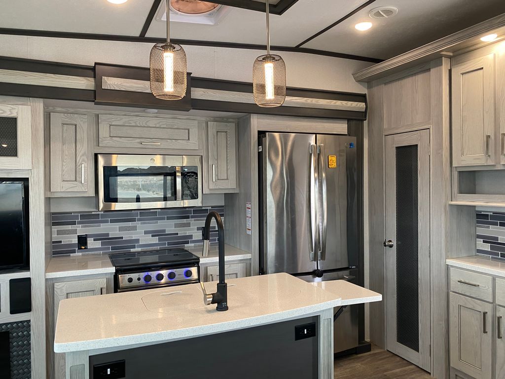 2021 Keystone Montana High Country 385BR - National Vehicle