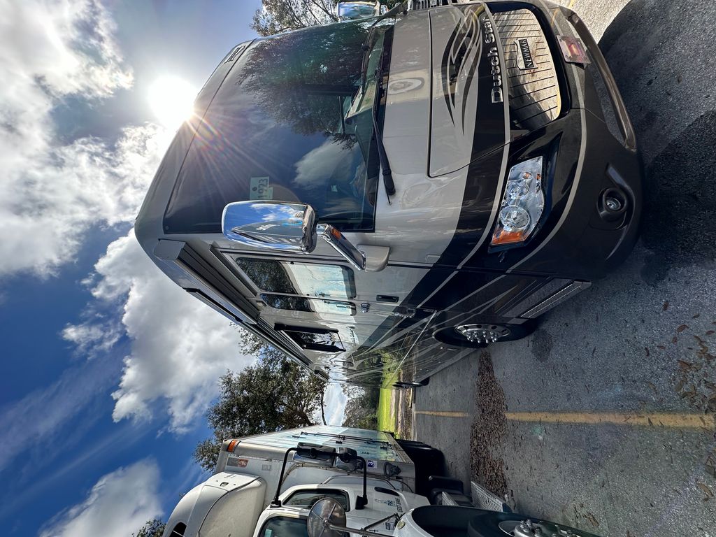 2018 Newmar Dutch Star 4018 - National Vehicle