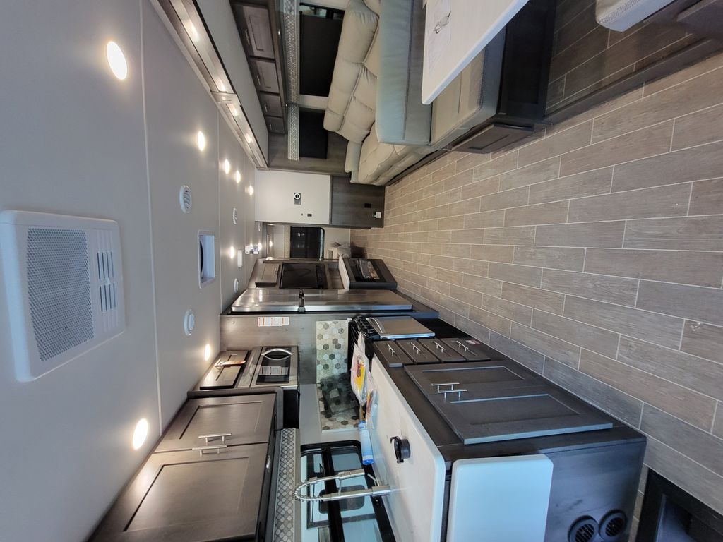 2021 Forest River Georgetown GT5 31L - National Vehicle