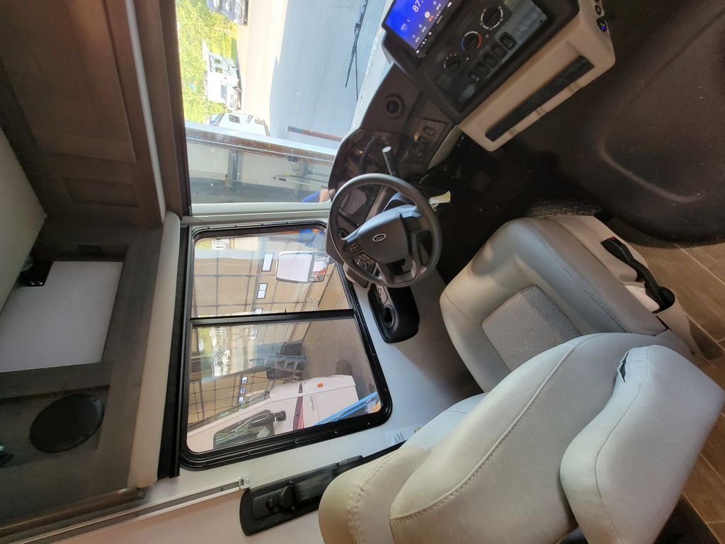 2021 Forest River Georgetown GT5 31L - National Vehicle