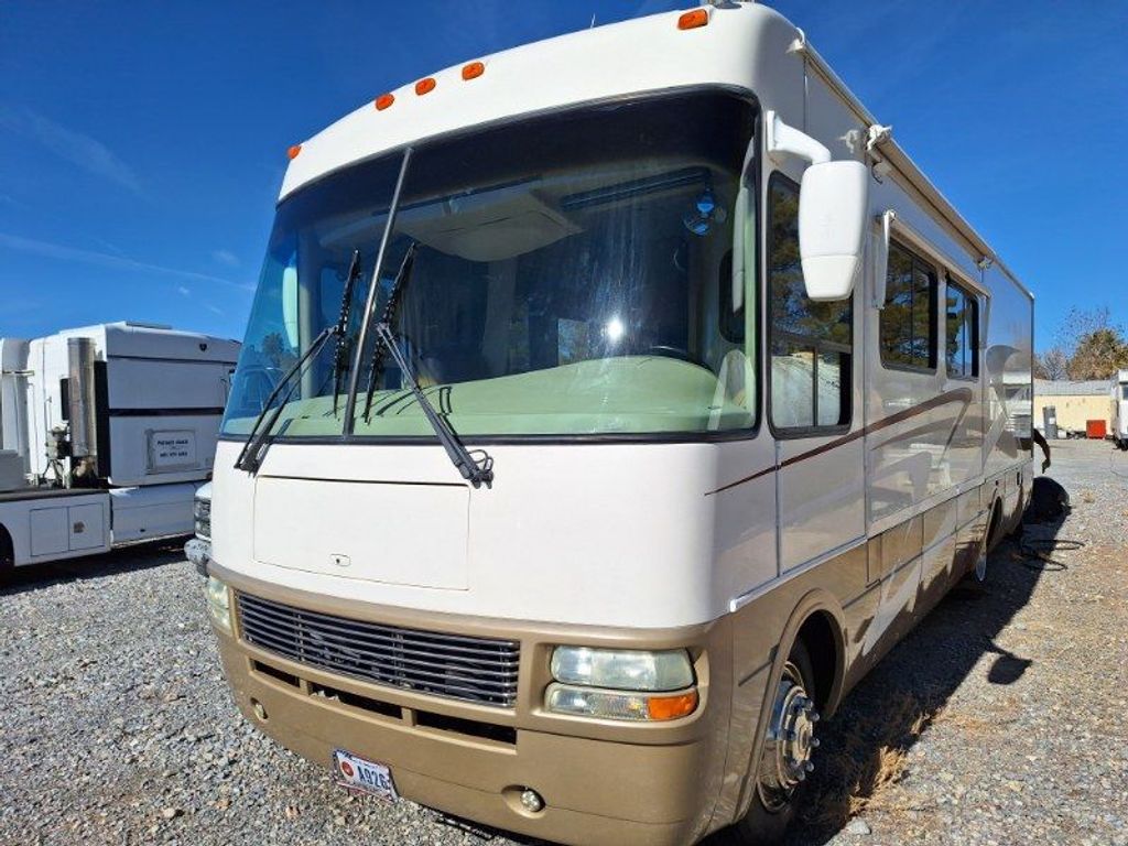 2004 National RV Dolphin 6342LX - National Vehicle