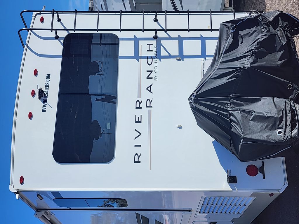 2022 Palomino River Ranch 392MB - National Vehicle