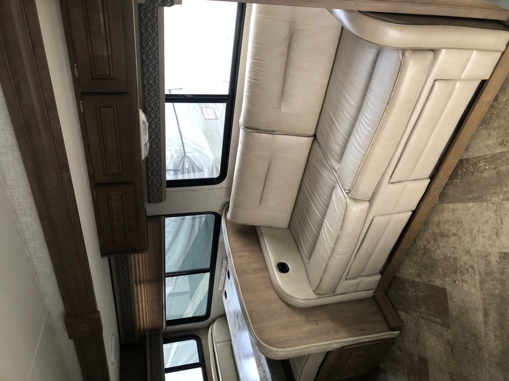 2018 Forest River Georgetown GT3 30X3 - National Vehicle