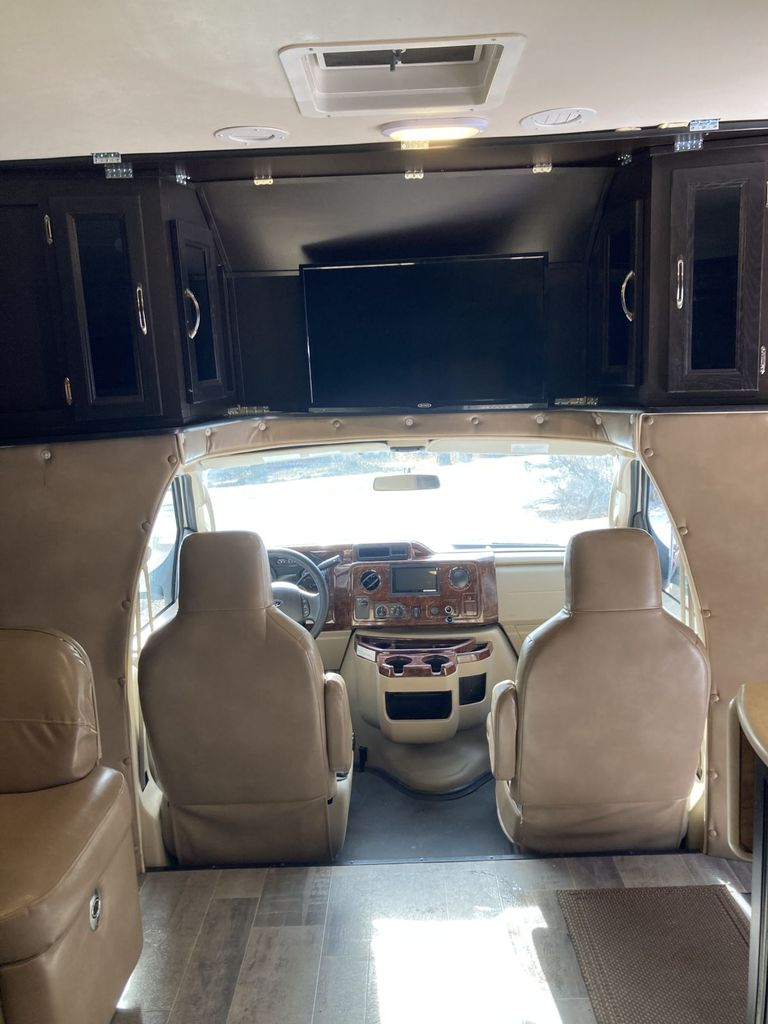 2018 Nexus Viper 25V - National Vehicle