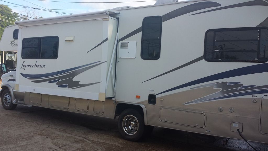 2005 Coachmen Leprechaun 317KS - National Vehicle