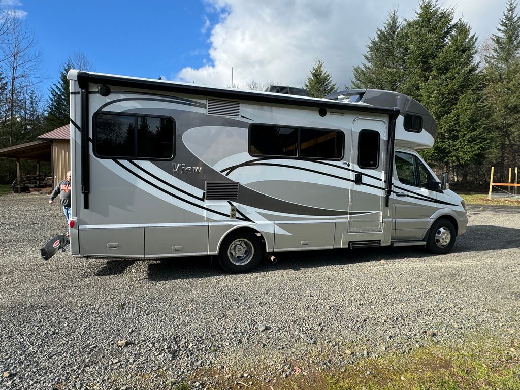 2016 Winnebago View 24G - National Vehicle