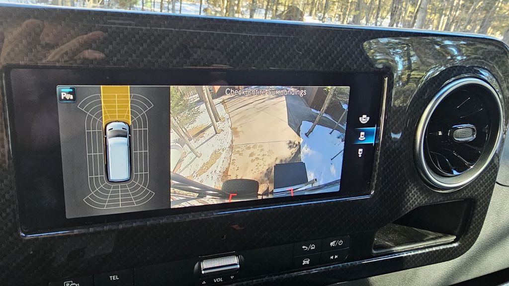 2022 Winnebago Revel 44E 4x4 - National Vehicle