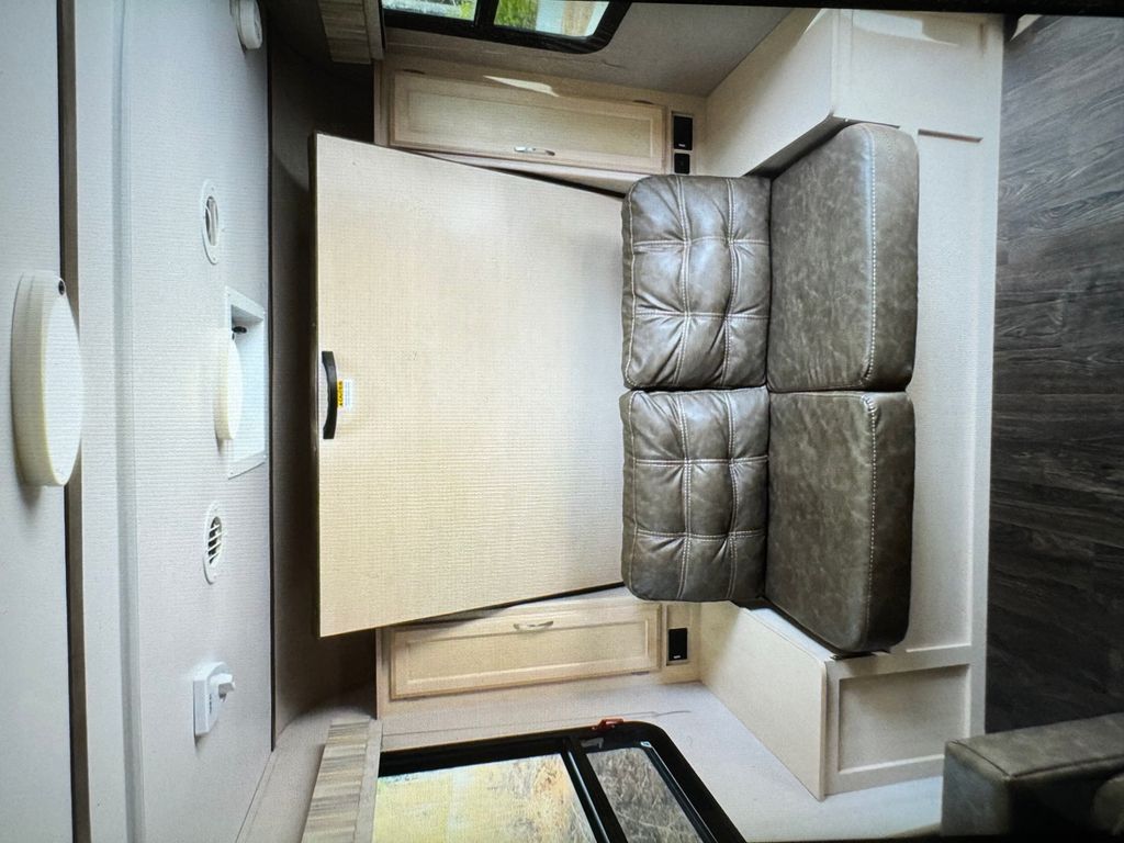 2018 Winnebago Micro Minnie 2106DS - National Vehicle