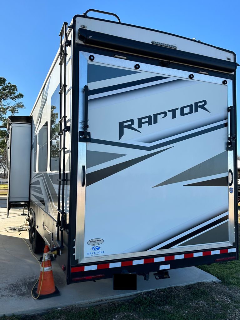 2021 Keystone Raptor 352 - National Vehicle
