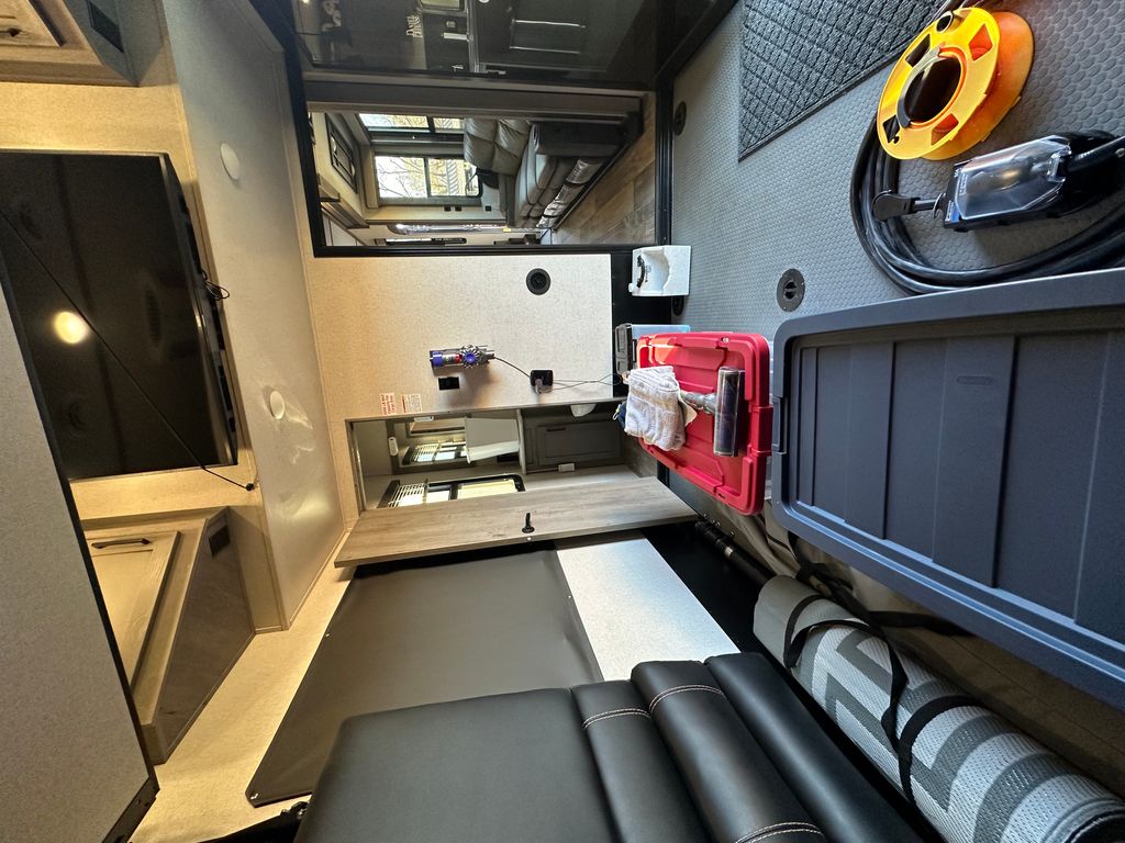 2021 Keystone Raptor 352 - National Vehicle