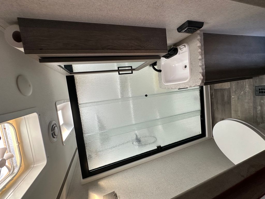 2021 Keystone Raptor 352 - National Vehicle