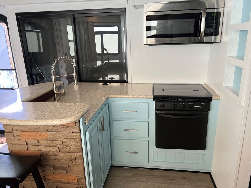 2016 Forest River Vengeance Touring 40D12 - National Vehicle