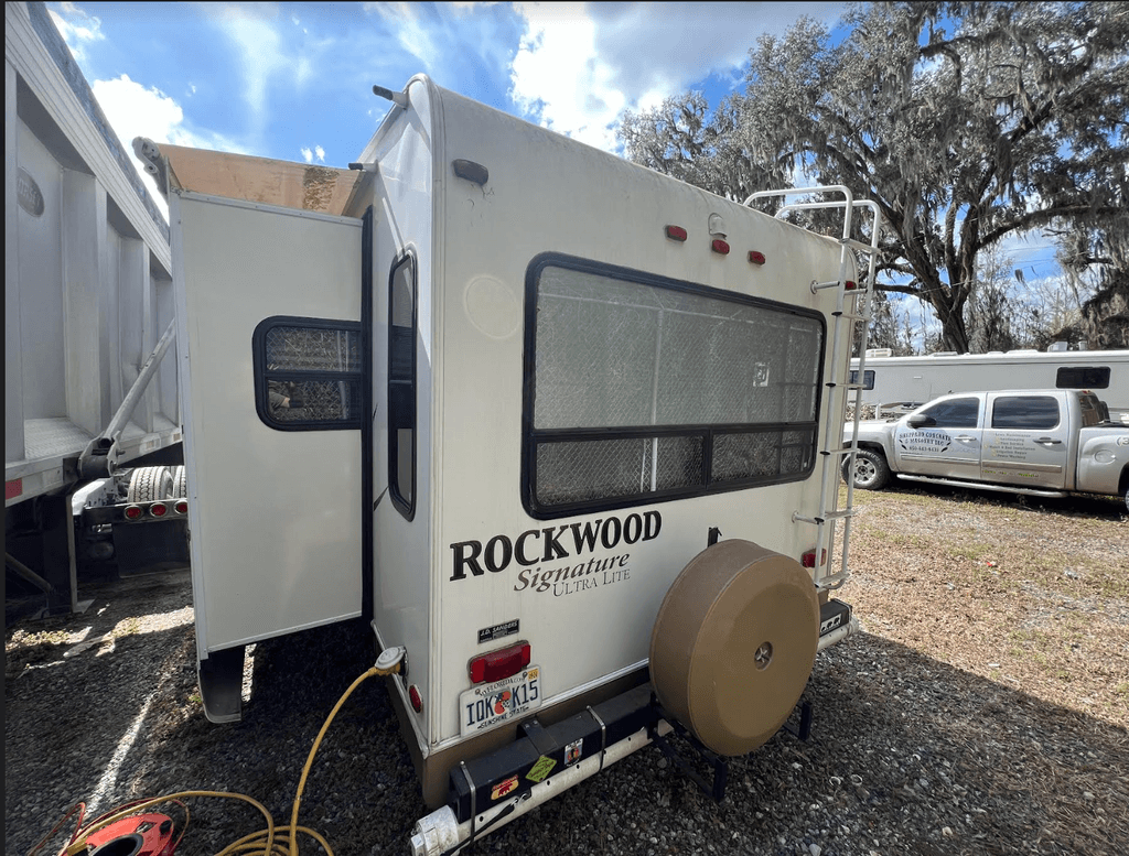 2012 Forest River Rockwood Signature Ultra Lite 8285WS - National Vehicle