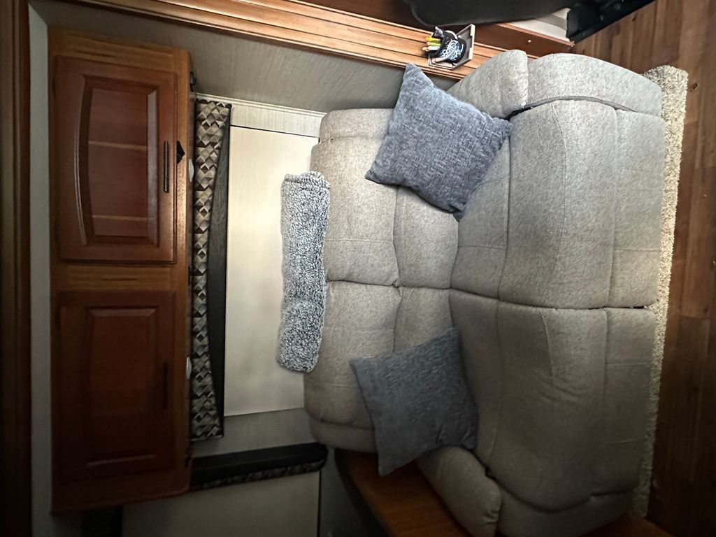 2017 Jayco Greyhawk 26Y - National Vehicle