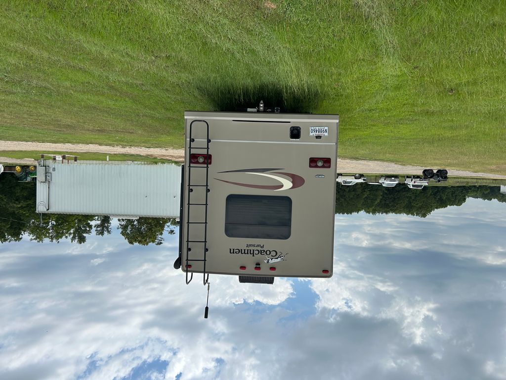 2015 Coachmen Pursuit 27KB - National Vehicle