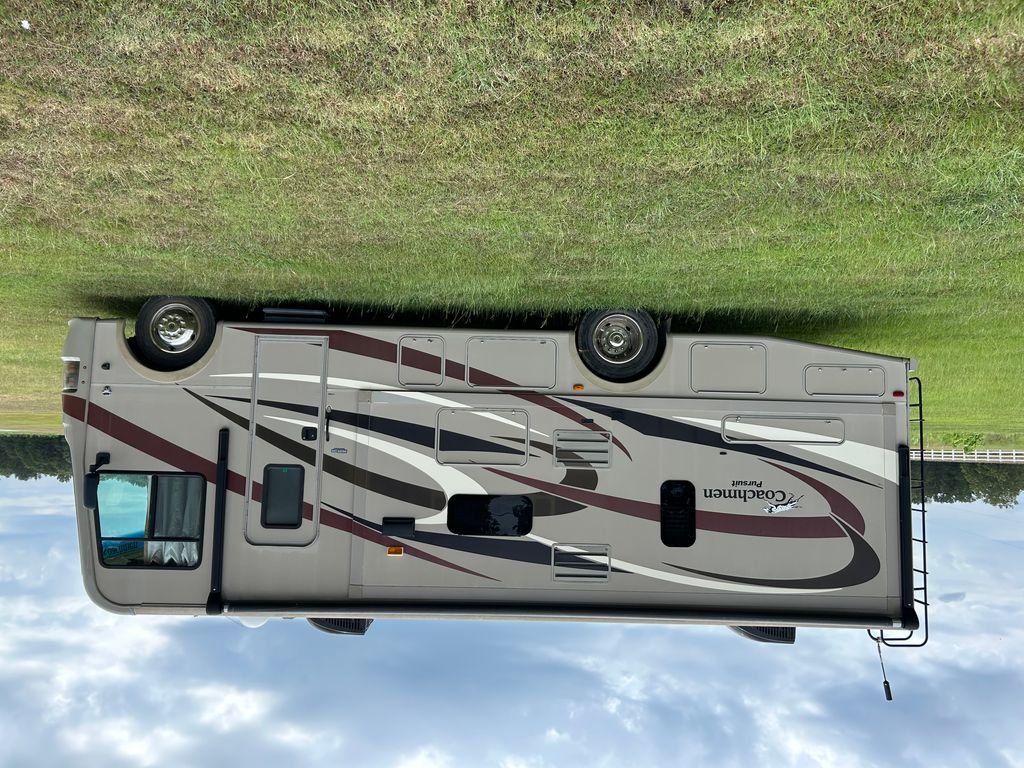 2015 Coachmen Pursuit 27KB - National Vehicle
