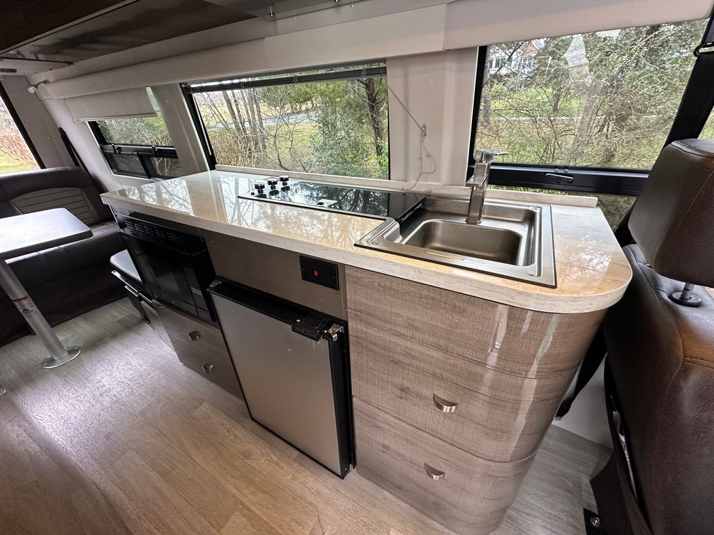 2018 Winnebago Era 70X - National Vehicle