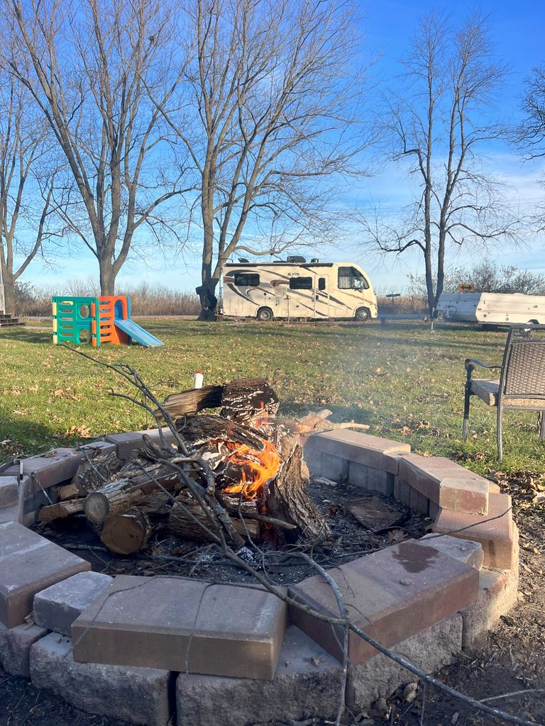 2021 Thor Motor Coach Axis 24.1 - National Vehicle