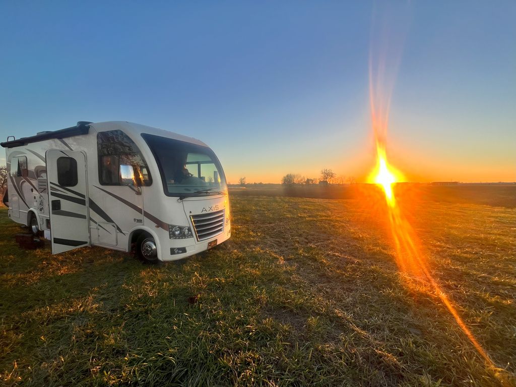 2021 Thor Motor Coach Axis 24.1 - National Vehicle